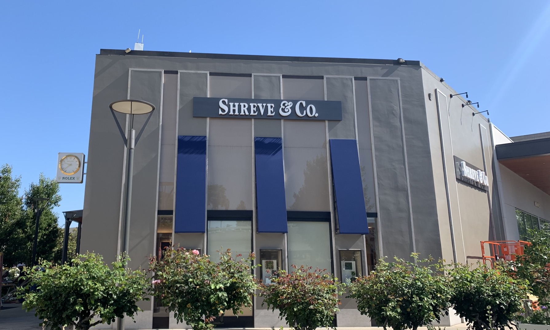 5 Steps to Buy a Custom Sign for Your Business - North American Signs